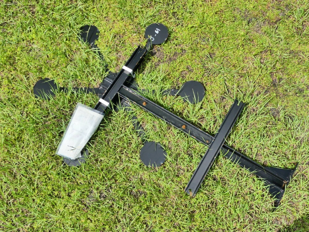 #2130 - SKLP Windmill Shooting Target | DeMott Auction