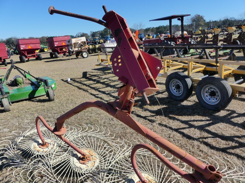 #2182 - 3pt 4 Wheel Hay Rake | DeMott Auction