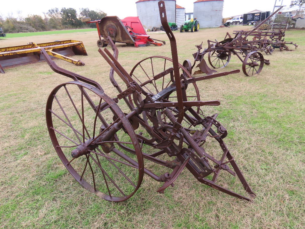 Antique Potato Bedder | DeMott Auction