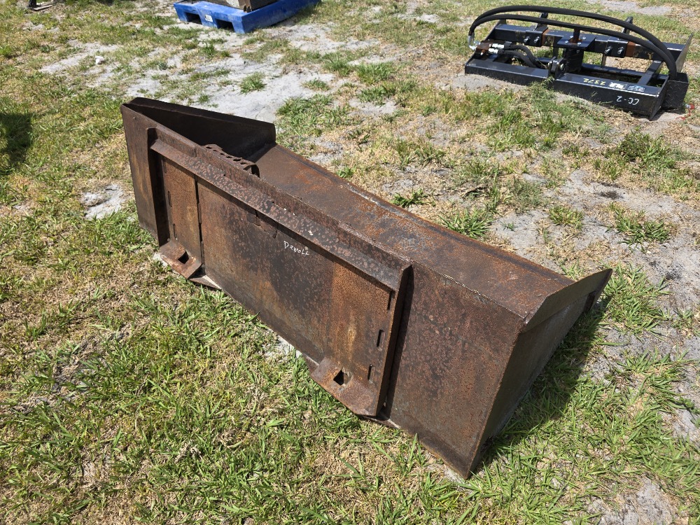#2373 - Quick Attach 72" Bucket | DeMott Auction