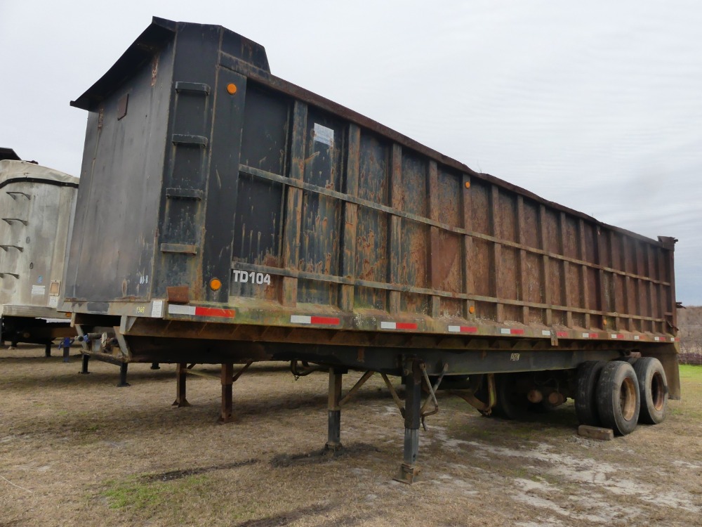 #1369 - 1989 ESMC TD104 32' Dump Trailer | DeMott Auction