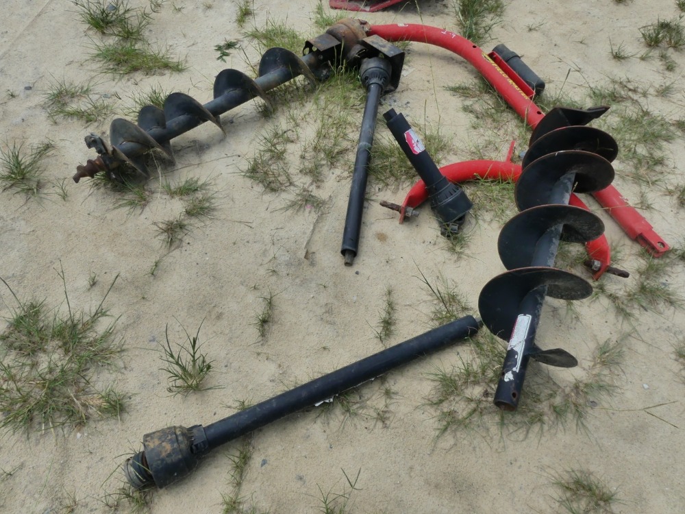 #1136 - Speeco Field Master Auger | DeMott Auction