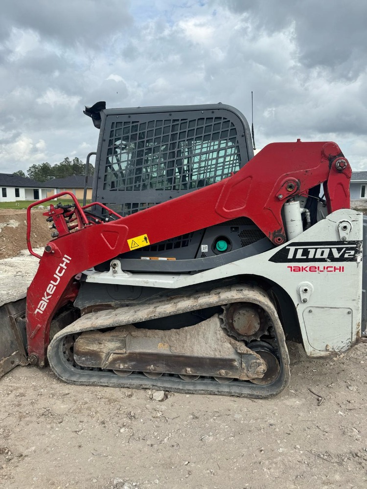 2023 Takeuchi TL10V2 | DeMott Auction