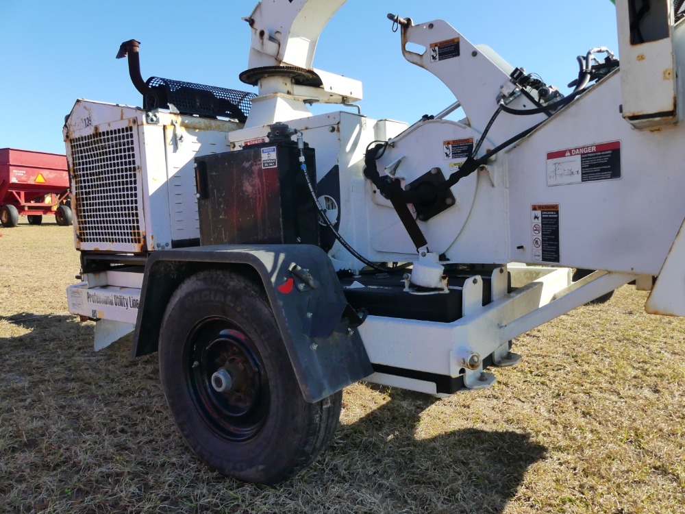 #2179 - 2016 Altec DRM 12 Chipper | DeMott Auction