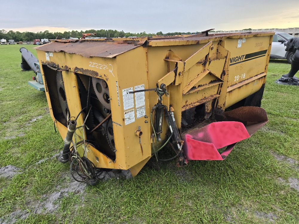 #2536 - Knight 3025 Mixer | DeMott Auction