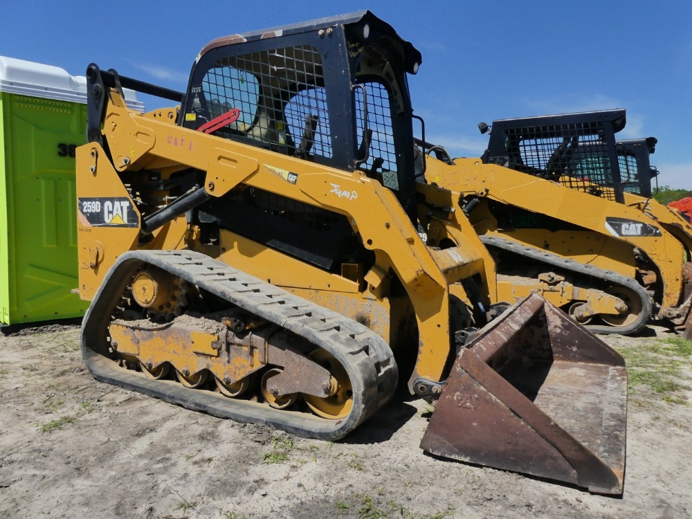 #1061C - Caterpillar 259D | DeMott Auction