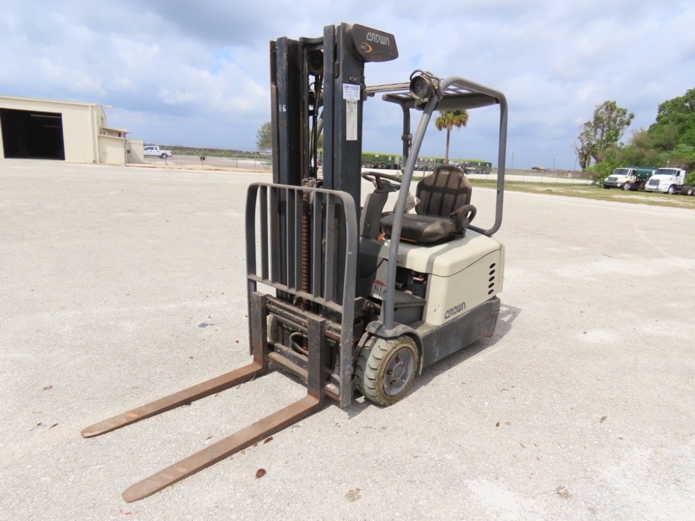 #169A - Crown SC5225 Forklift | DeMott Auction