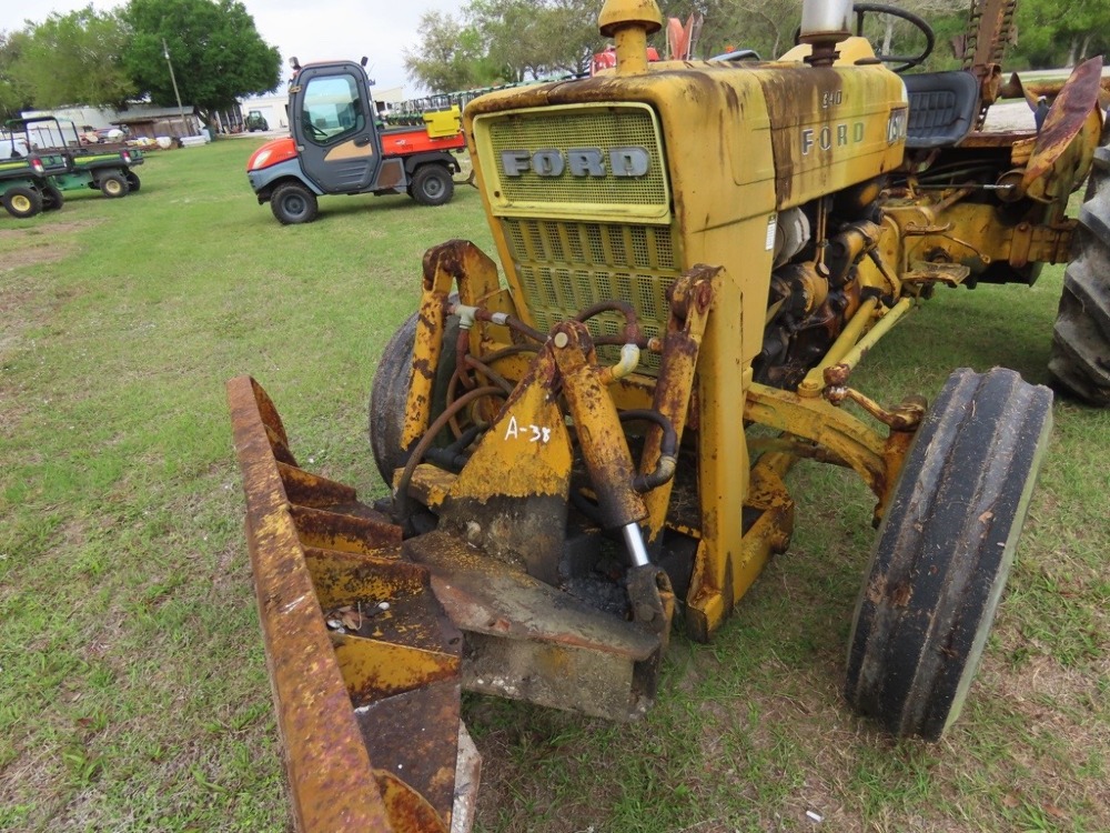#277 - Ford 340 | DeMott Auction