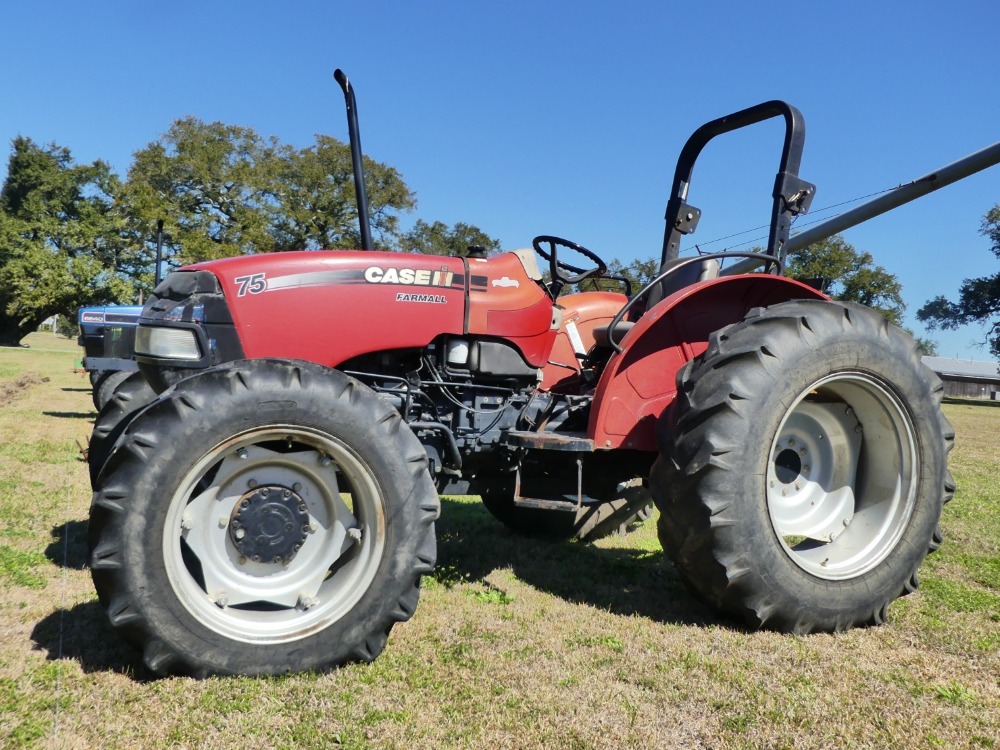 #365 - Case-IH Farmall 75 | DeMott Auction