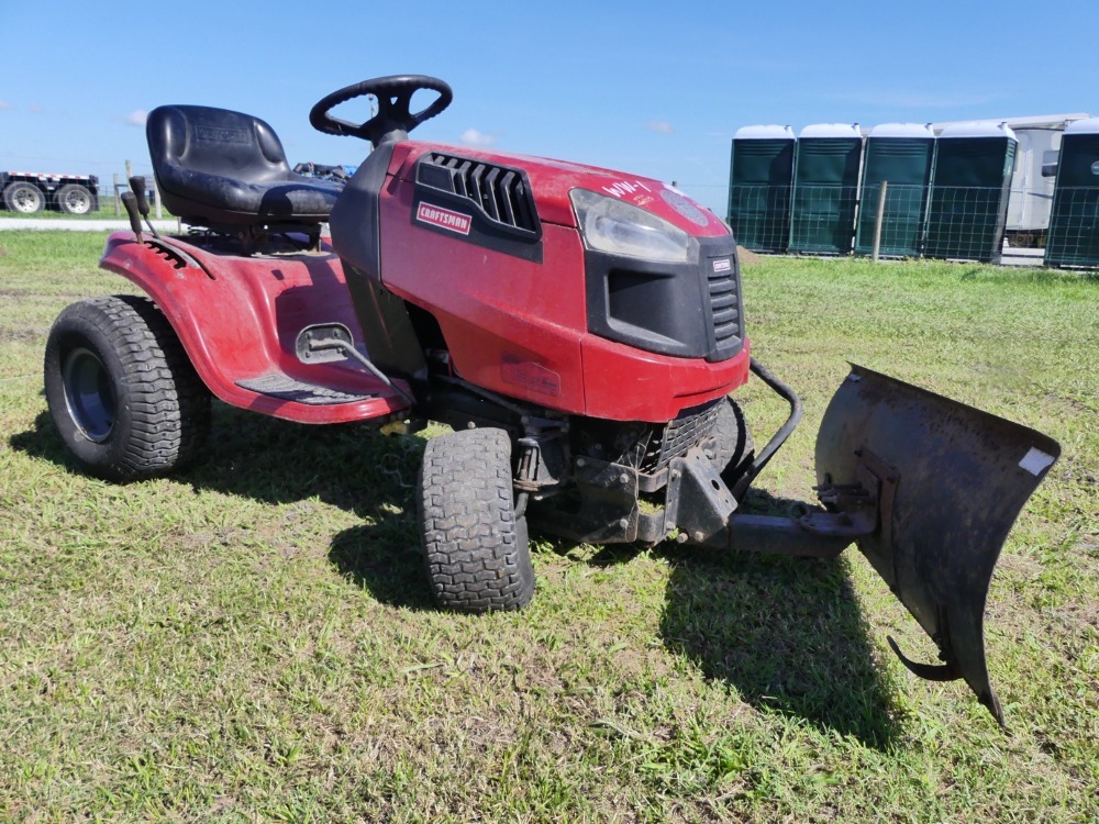 #2012 - Craftsman LT2000 Riding Mower **Does Not Run** | DeMott Auction
