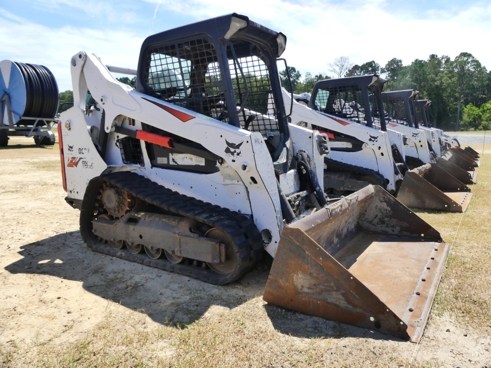 #135 - 2018 Bobcat T590 | DeMott Auction
