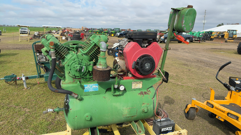 #406 - Dresser Wayne Air Compressor | DeMott Auction