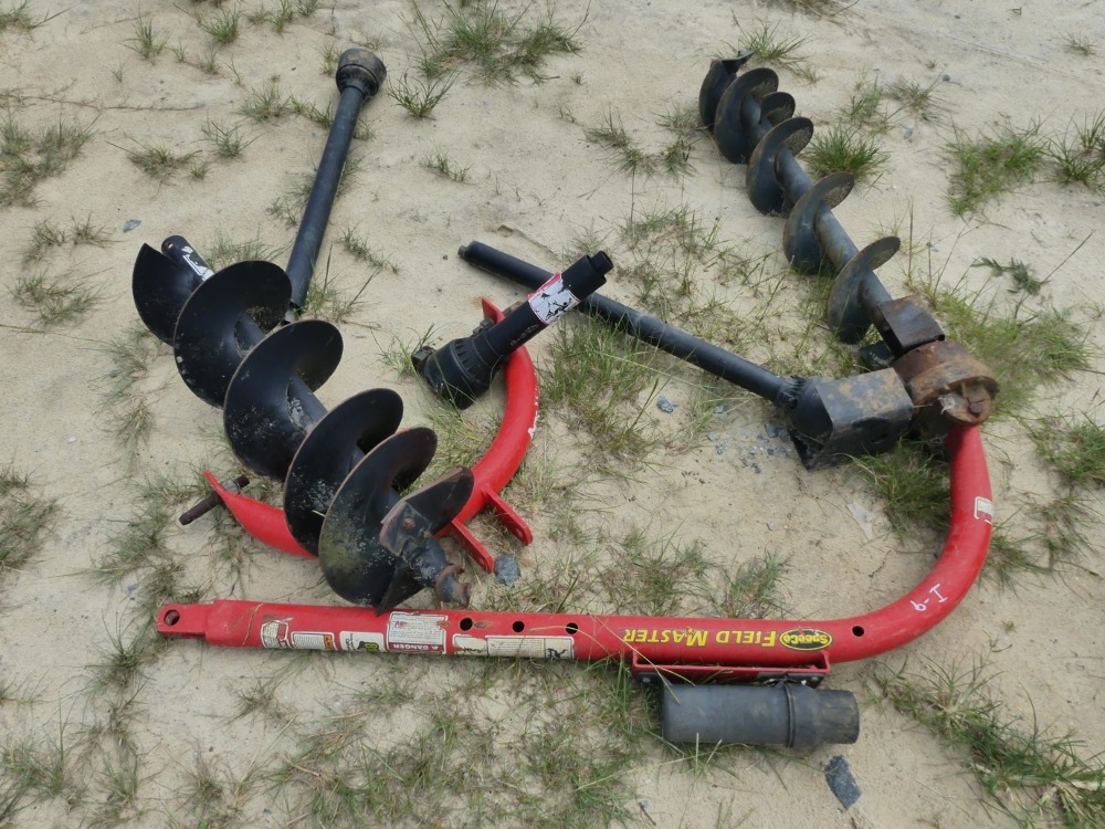 #1136 - Speeco Field Master Auger | DeMott Auction