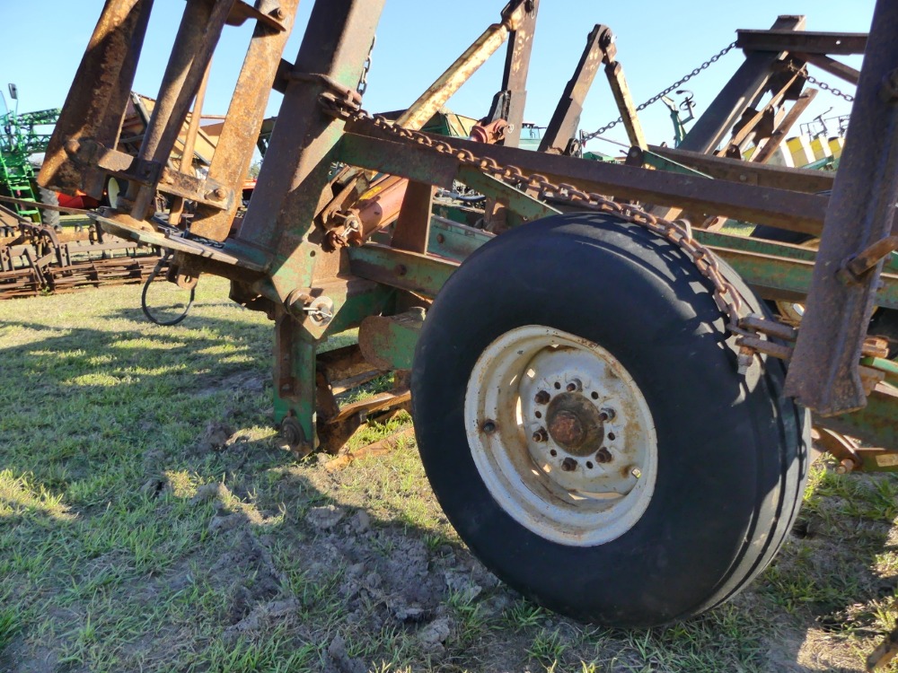 #1354 - John Deere 6 Row Do All | DeMott Auction