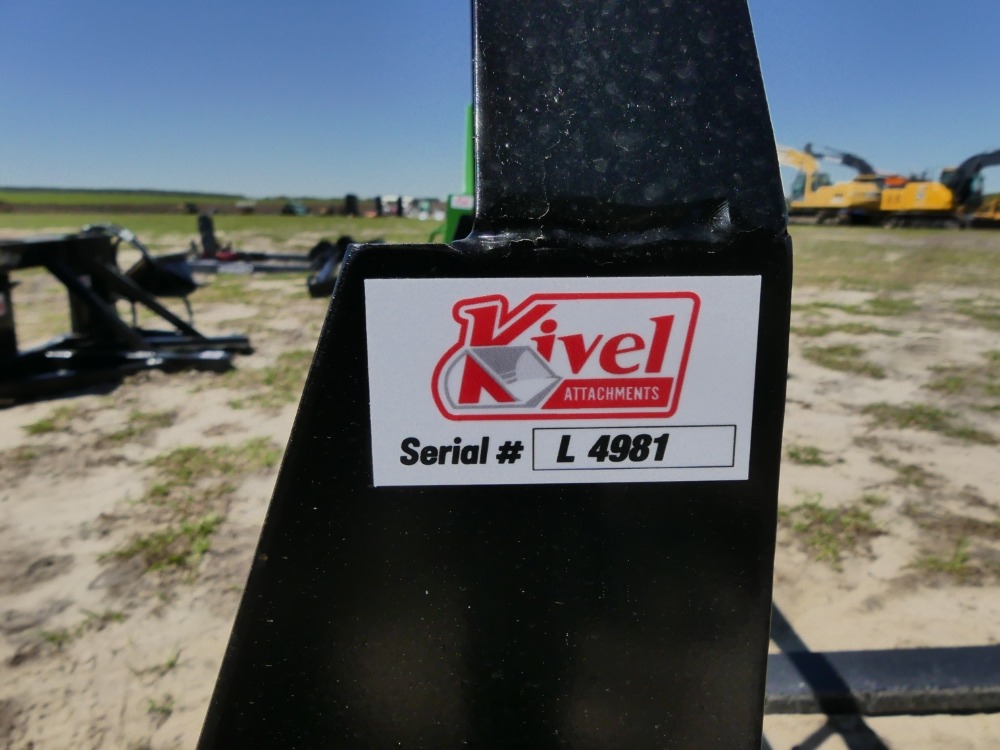 #2032 - Kivel Quick Attach Pallet Forks | DeMott Auction