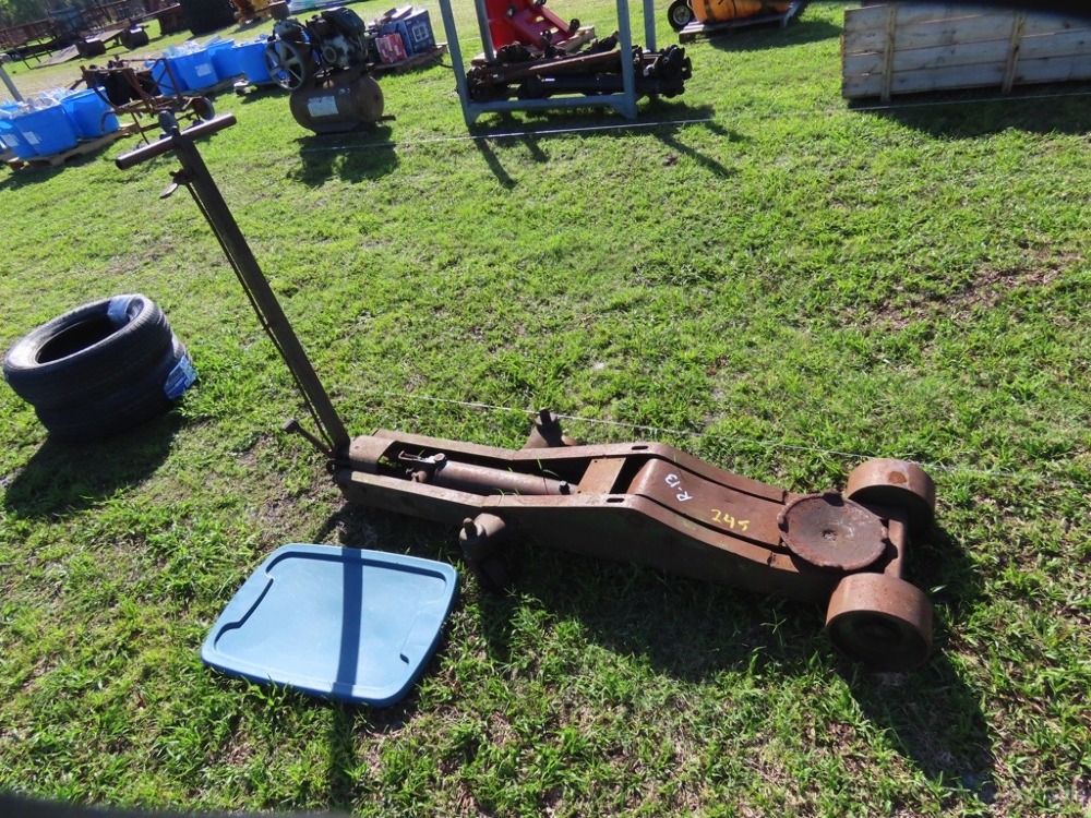 #245 - Floor Jack | DeMott Auction