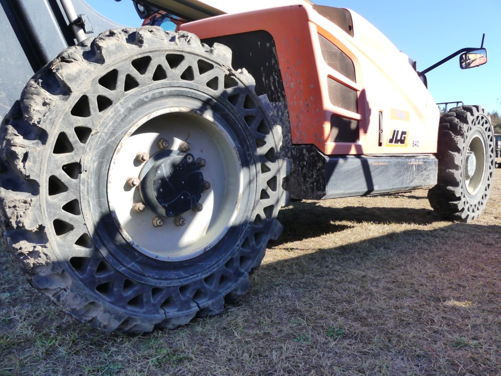 #1158 - 2016 JLG 642 Telescopic Forklift | DeMott Auction