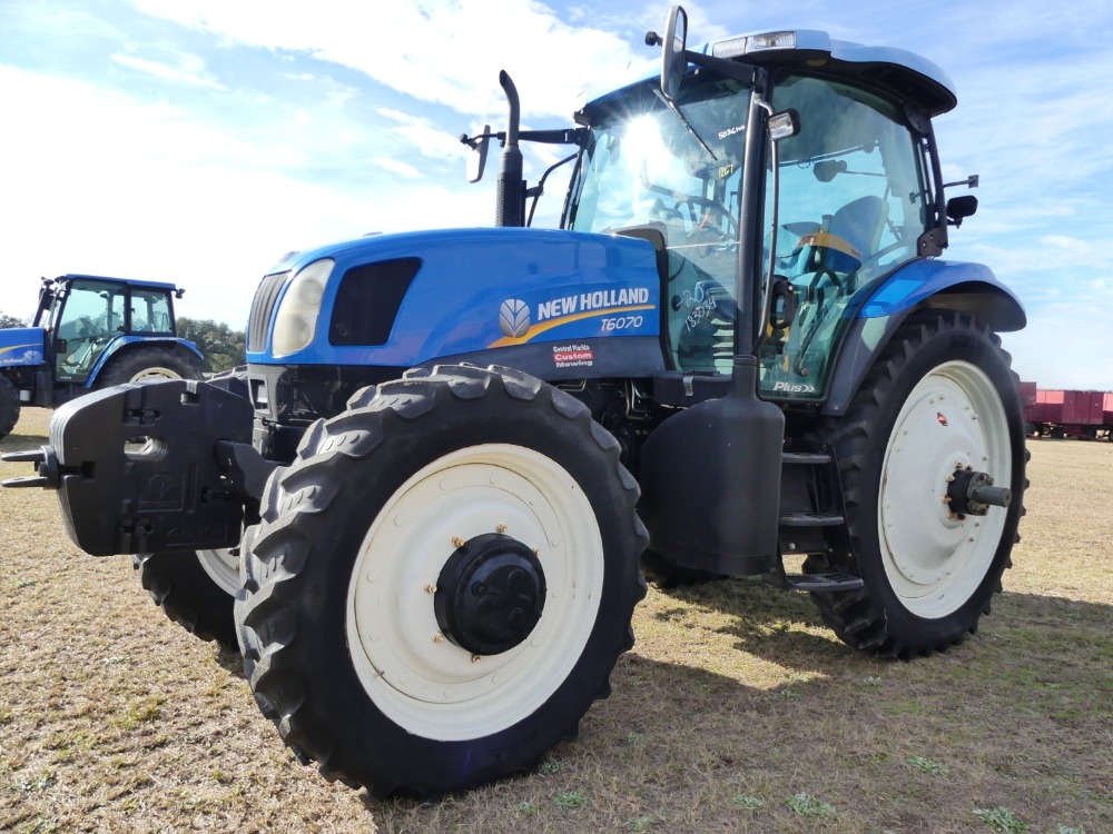 #1267 - New Holland T6070 Tractor | DeMott Auction