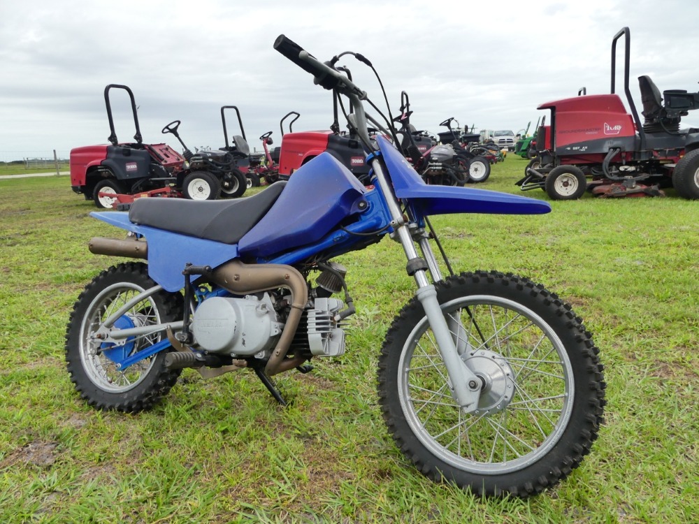 #2044 - Yamaha Y280 Dirt Bike | DeMott Auction
