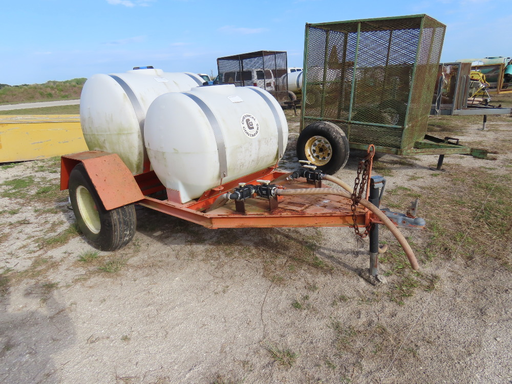 #254 - P.T 200 Gal Supply Tank | DeMott Auction