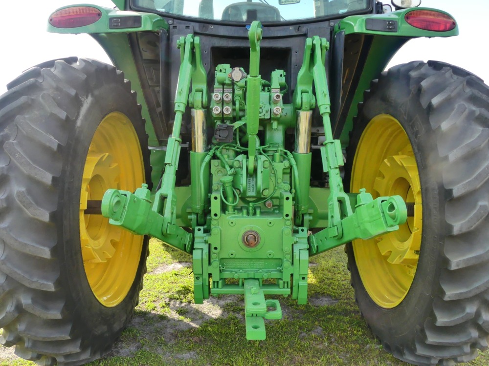 #1525 - John Deere 6140R | DeMott Auction