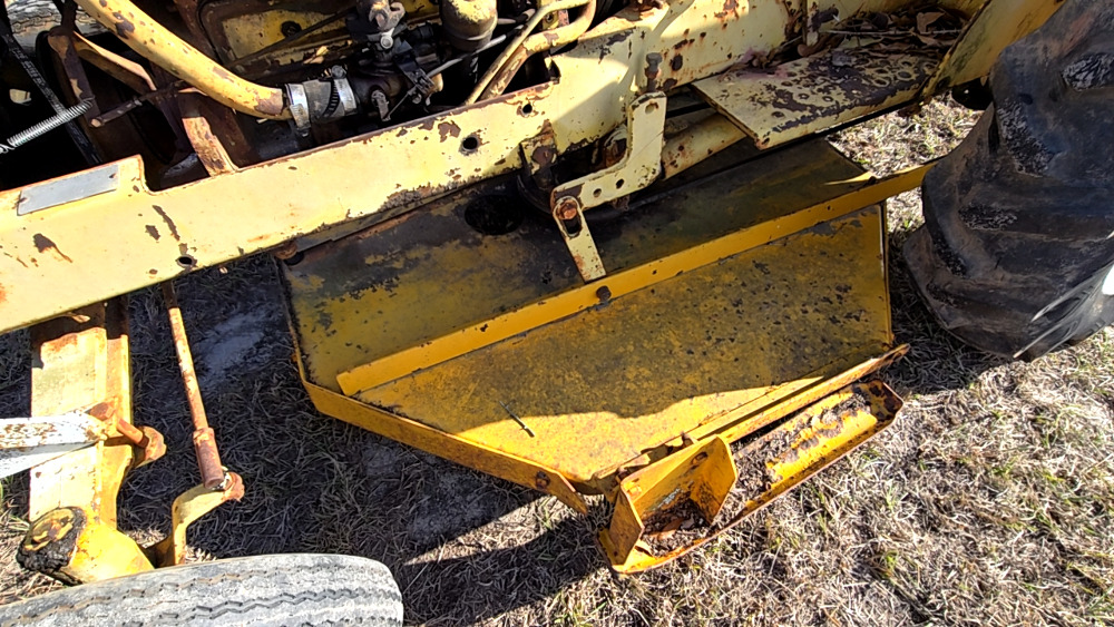 #2116 - Cub Low Boy Tractor | DeMott Auction