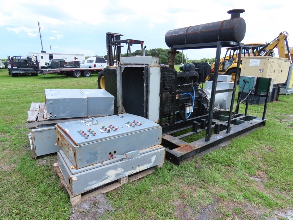 #1244A - Cummins Power Unit w/Control Boxes | DeMott Auction