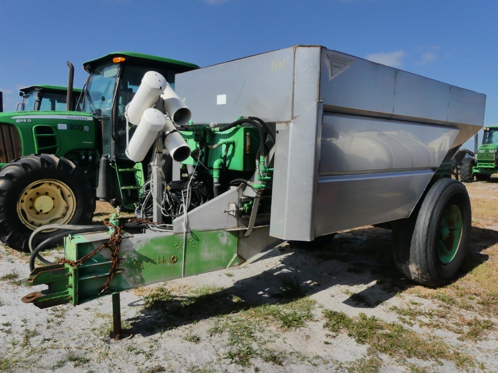 #1394 - Conibear PT Stainless Steel Spreader | DeMott Auction