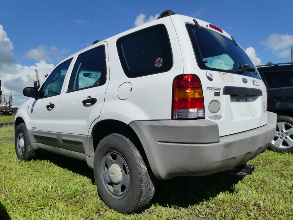 #1102 - 2001 Ford Escape | DeMott Auction